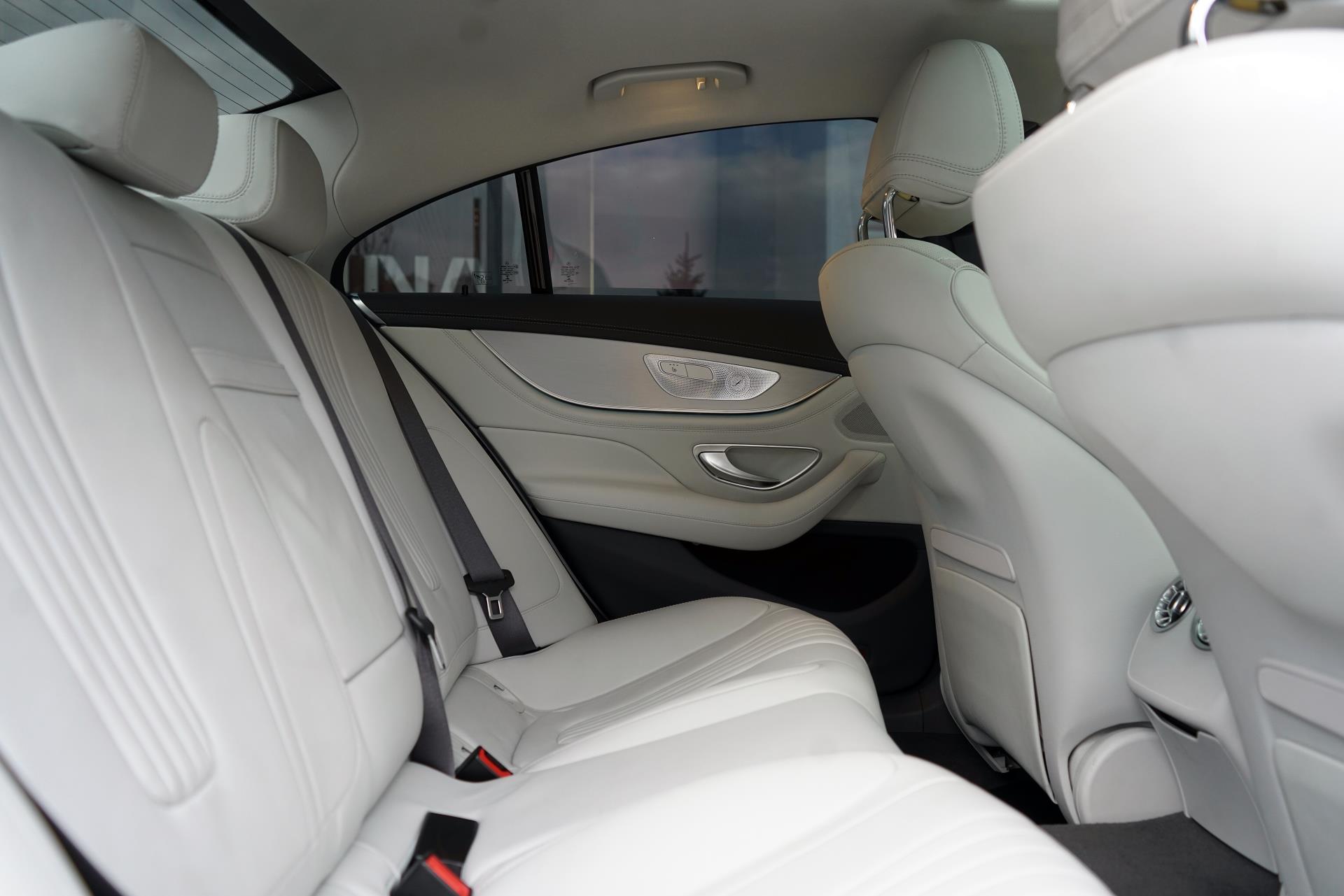 Mercedes - Benz/Cls 300 D Amg